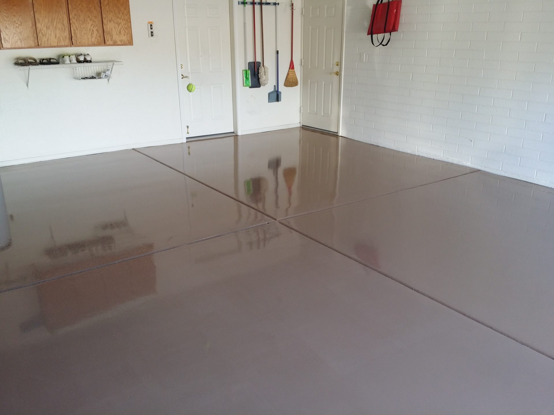 Garage Floor Epoxy & Poly Coating